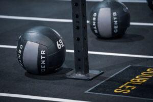 HYROX Wall Ball Tips, Training, Endurance & Smooth Sets